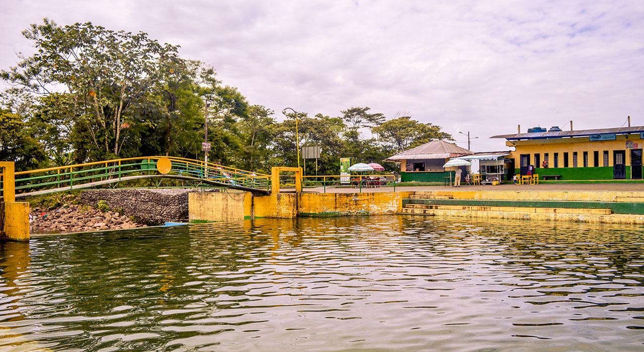 Dique del Río Pambay - Pastaza Travel